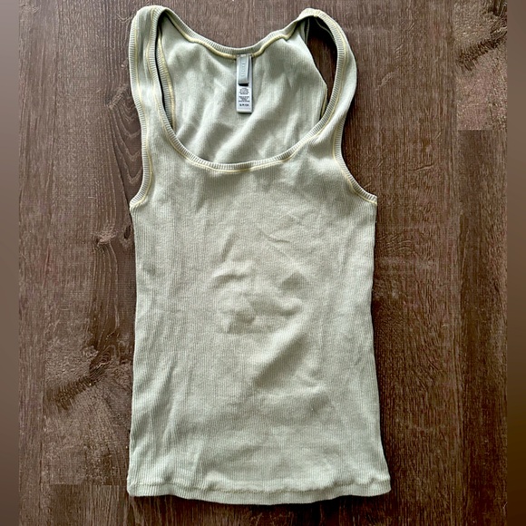 SKIMS | Tops | Skims Soft Lounge Rib Tank | Poshmark
